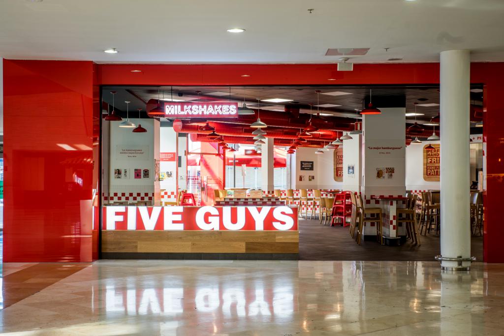 Five Guys | TEAM LEWIS Asia | LEWIS